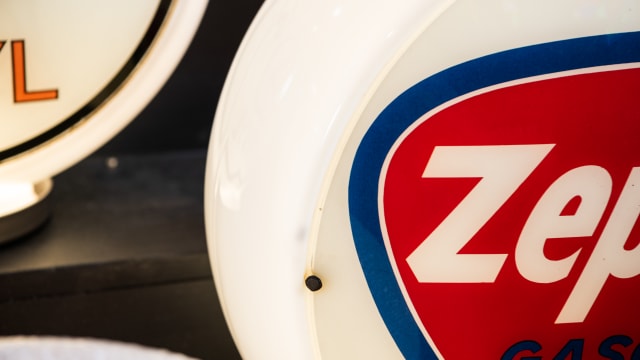 Zephyr Gasoline Glass Globe at The World’s Largest Road Art Auction ...