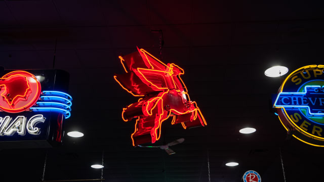 Mobil Pegasus Double-Sided Porcelain Neon Rotator Sign at The World’s ...