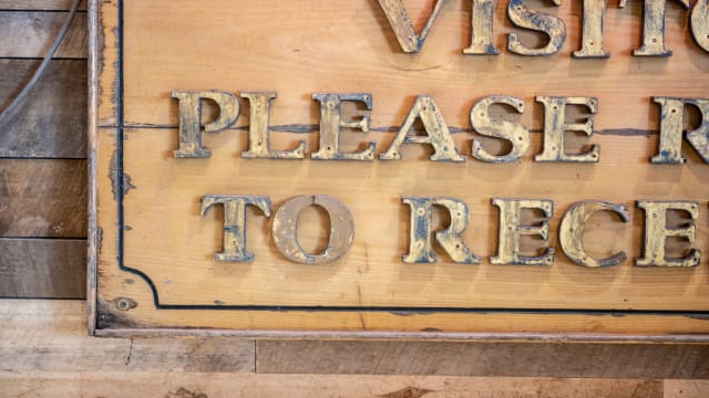 1930-1950s Visitors Single-Sided Wooden Welcome Sign at The World’s ...