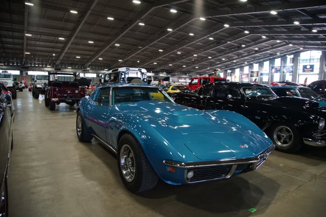 1969 Chevrolet Corvette Coupe at Tulsa 2023 as S61 - Mecum Auctions
