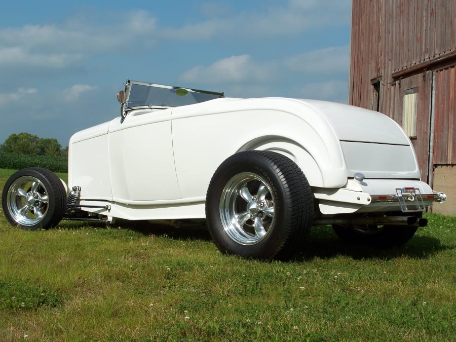 1932 Ford Hi-Boy Roadster at Chicago 2014 as F108 - Mecum Auctions