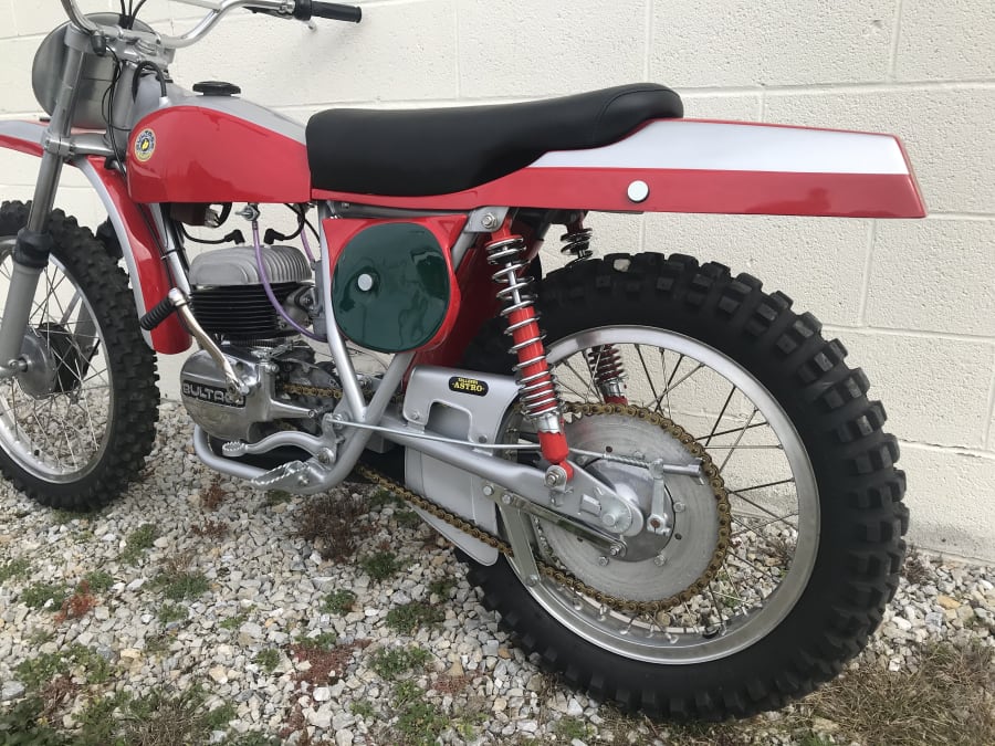 1970 Bultaco Pursang Mk4 at Las Vegas Motorcycles 2020 as T93 - Mecum ...