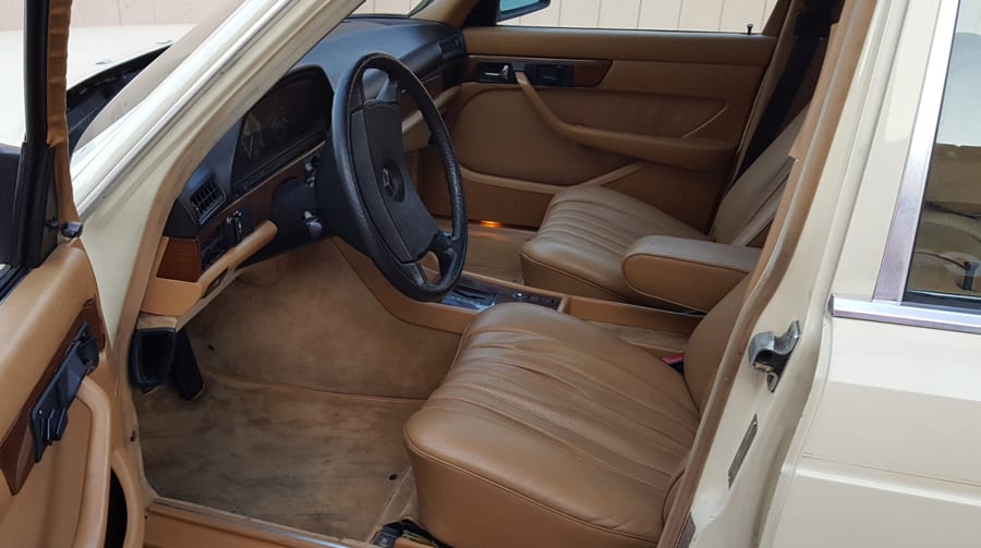 1981 Mercedes-Benz 300SD at Anaheim 2016 as T7 - Mecum Auctions