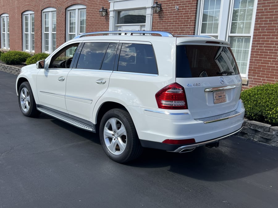 2012 Mercedes-Benz GL450 at Chattanooga 2022 as F184.1 - Mecum Auctions