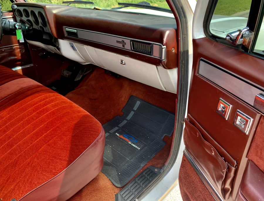 1987 Chevrolet C10 Pickup at Dallas 2021 as T137 - Mecum Auctions