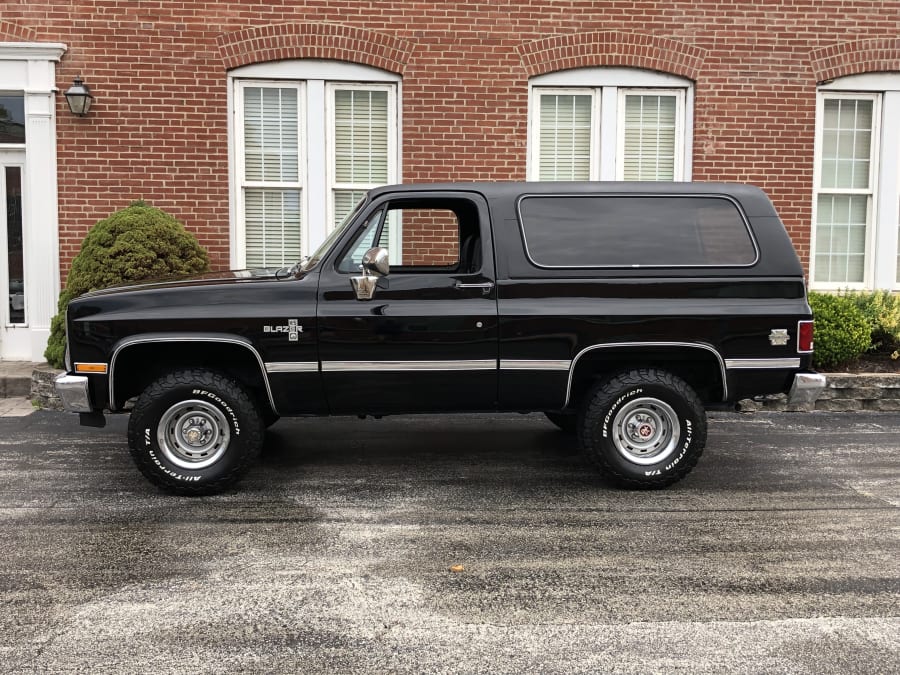 1983 Chevrolet K5 Blazer at Dallas 2021 as T158 - Mecum Auctions