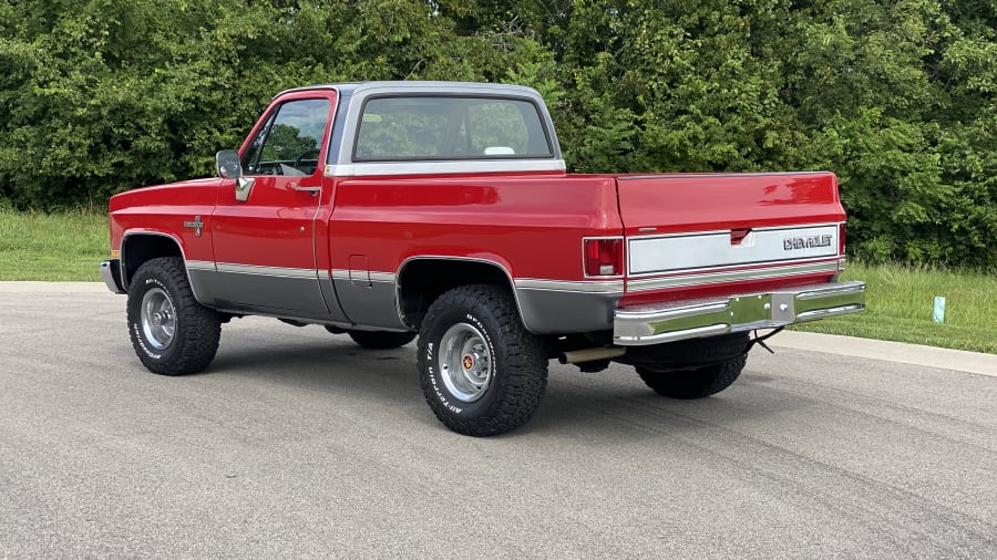 1987 Chevrolet V10 Pickup at Dallas 2021 as S26 - Mecum Auctions