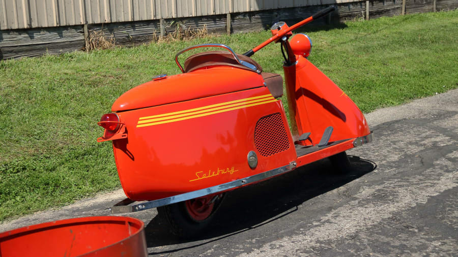 1947 Salsbury Model 85 with Sidecar at Elmer's Auto & Toy Museum ...