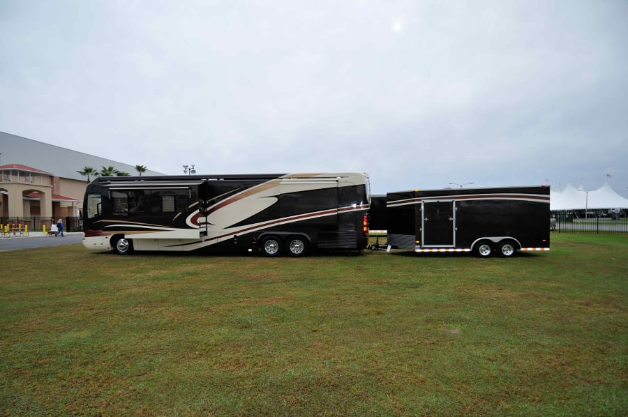 2007 Monaco Coach 45' Signature Motor Home at Kissimmee 2015 as G223 ...
