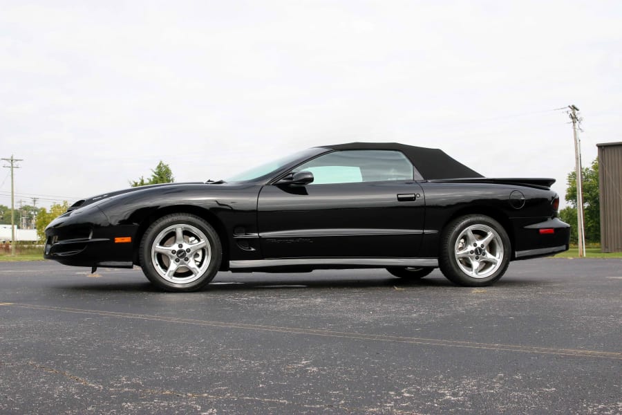 2000 Pontiac Trans Am WS6 Convertible at Kissimmee 2021 as K87 - Mecum ...