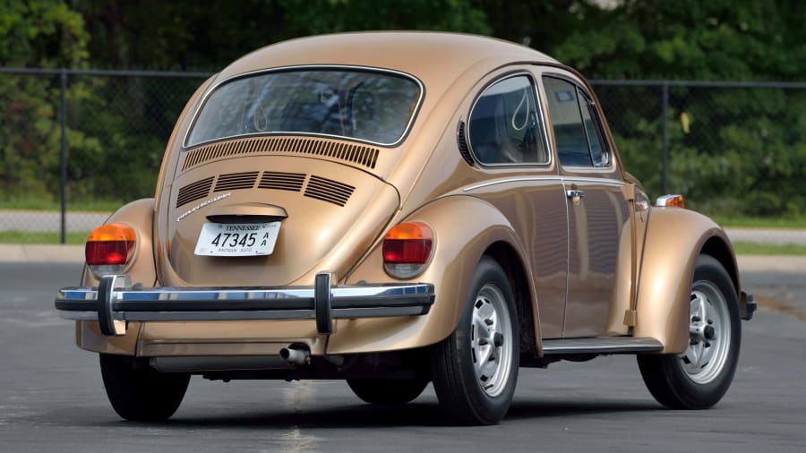 1976 Volkswagen Beetle at Kissimmee 2022 as T185 - Mecum Auctions