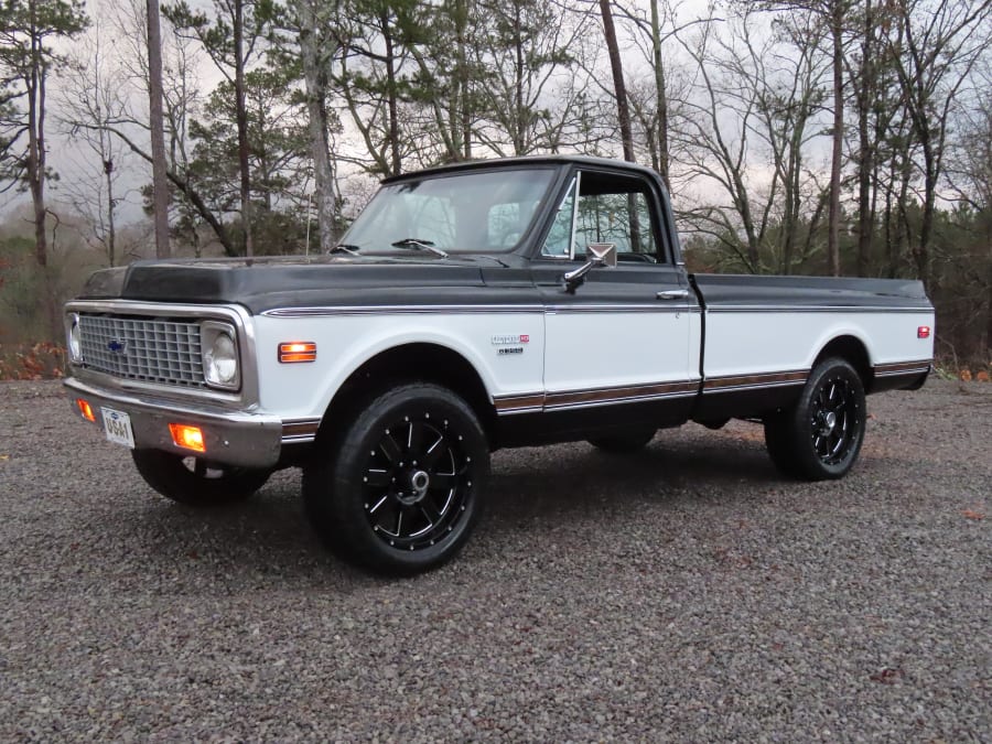 1969 Chevrolet Cheyenne Pickup at Kissimmee 2022 as T73.1 - Mecum Auctions