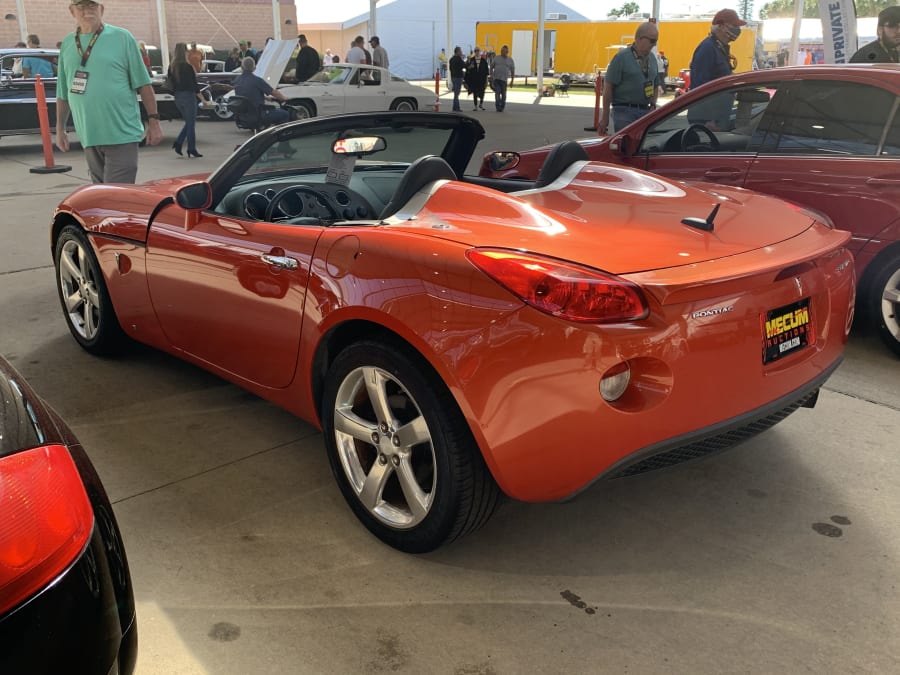 2008 Pontiac Solstice Convertible at Kissimmee 2022 as U166.1 - Mecum ...