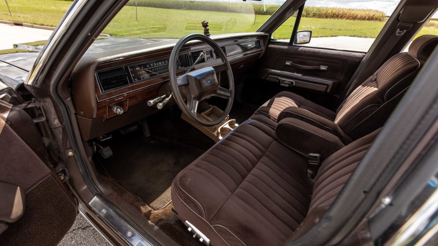 1987 Ford Crown Victoria LTD Wagon at Indy Fall Special 2020 as S25 ...
