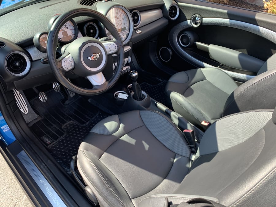 2010 Mini Cooper S Convertible at Indy Fall Special 2020 as F11 - Mecum ...