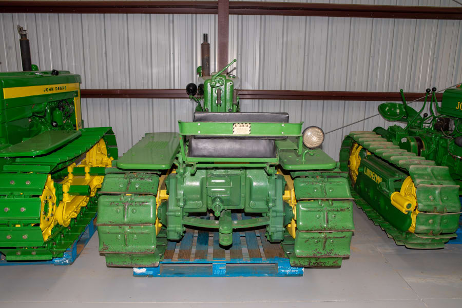 1952 John Deere MC at Gone Farmin' Spring Classic 2021 as T105 - Mecum ...