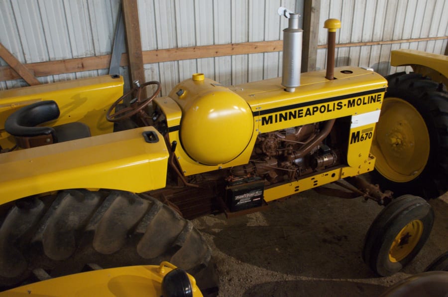 1965 Minneapolis Moline 670 LP at Gone Farmin' Tractor Spring Classic ...