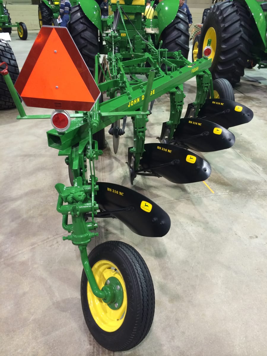 1969 John Deere 620 Plow at Gone Farmin' Walworth 2014 as S36 - Mecum ...
