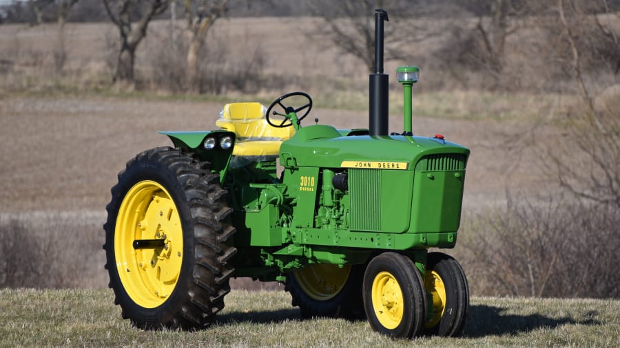 John Deere 3010 Diesel at Shorewood 2016 as S62 - Mecum Auctions