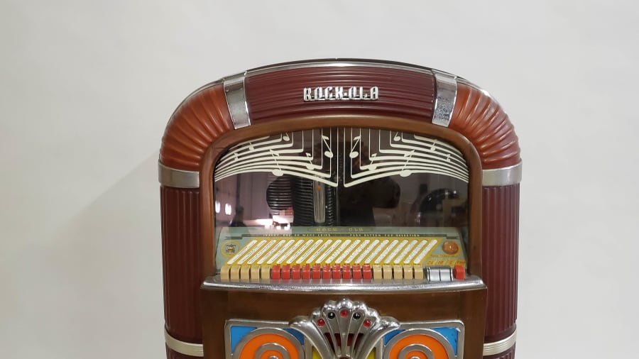 Rock-Ola Jukebox 30x25x53 at Gone Farmin' Fall Premier 2020 as M131 ...