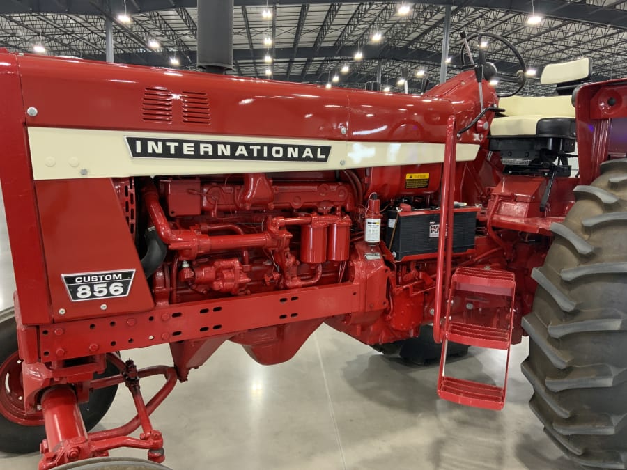 1969 International Harvester 856 Custom at Gone Farmin' Fall Premier ...