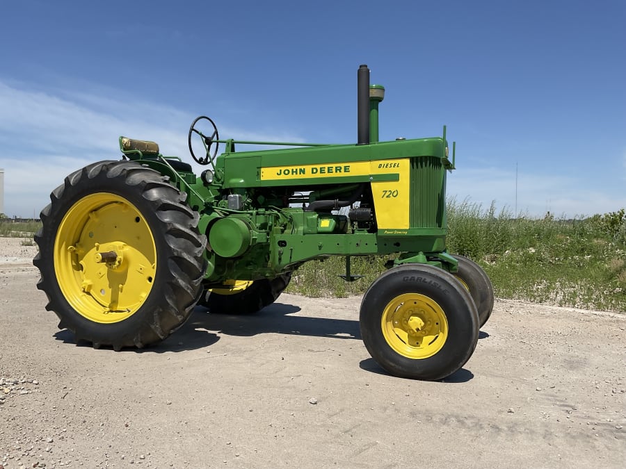 1958 John Deere 720 Diesel at Gone Farmin' Fall Premier 2022 as F15 ...