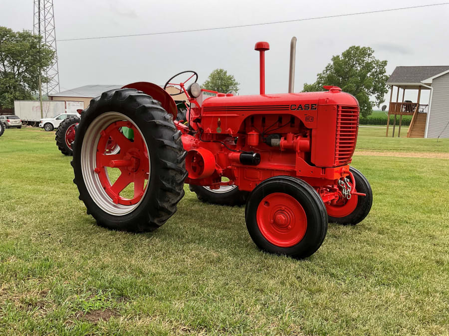 1953 Case DC-4 at Gone Farmin' Fall Premier 2022 as F92 - Mecum Auctions