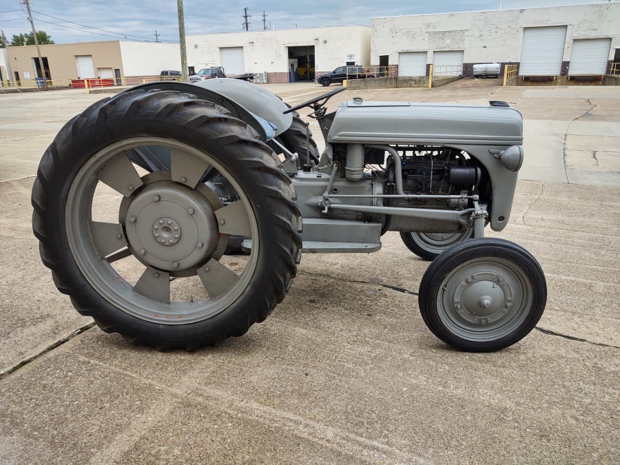 1944 Ford 2N at Gone Farmin' Fall Premier 2022 as F113 - Mecum Auctions