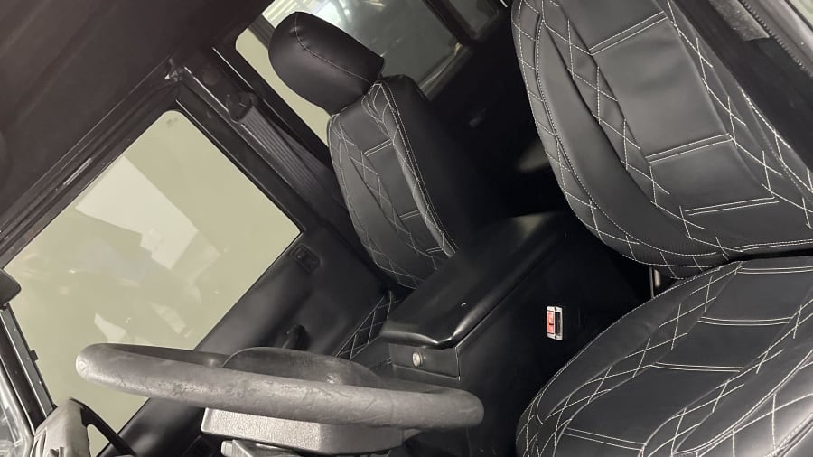 1983 Land Rover Defender 90 at Houston 2021 as S179 - Mecum Auctions