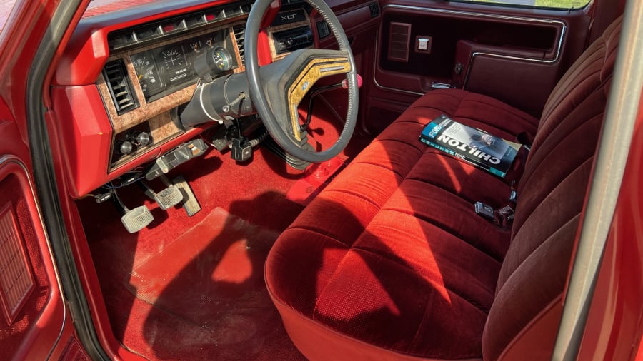1985 Ford F250 Pickup at Houston 2022 as T212 - Mecum Auctions