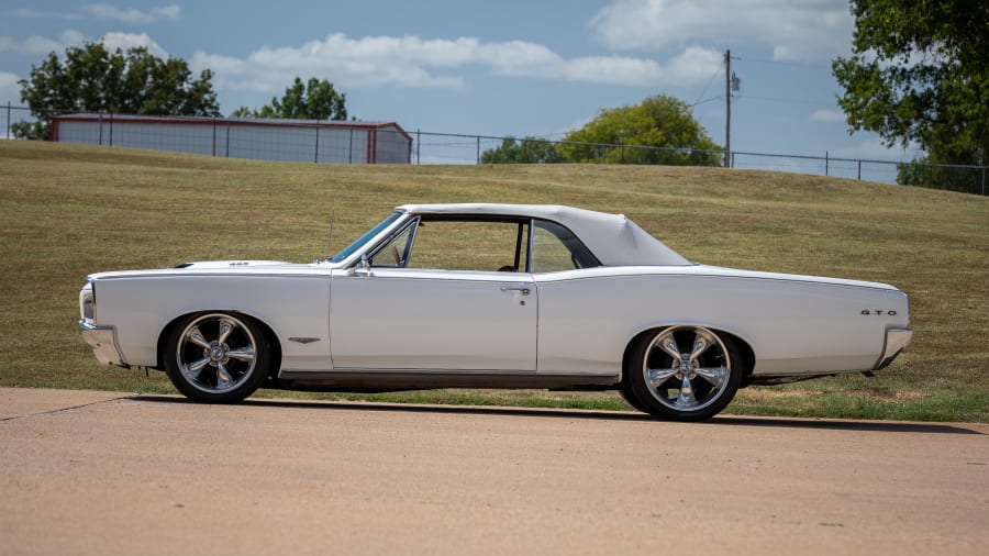 1966 Pontiac Tempest Custom Convertible at Kansas City 2021 as S104 ...