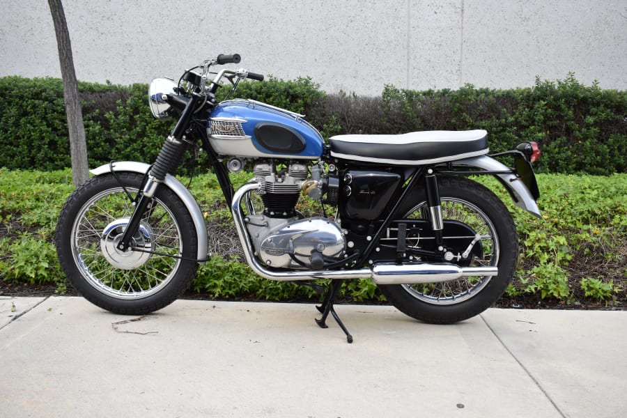 1965 Triumph Bonneville T120R at Las Vegas Motorcycles June 2017 as ...
