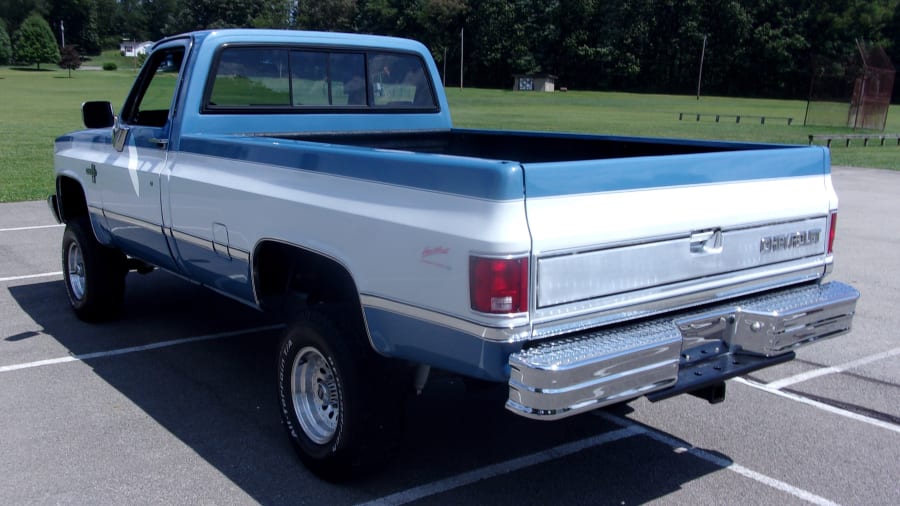 1987 Chevrolet Silverado K10 at Louisville 2018 as F169.1 - Mecum Auctions