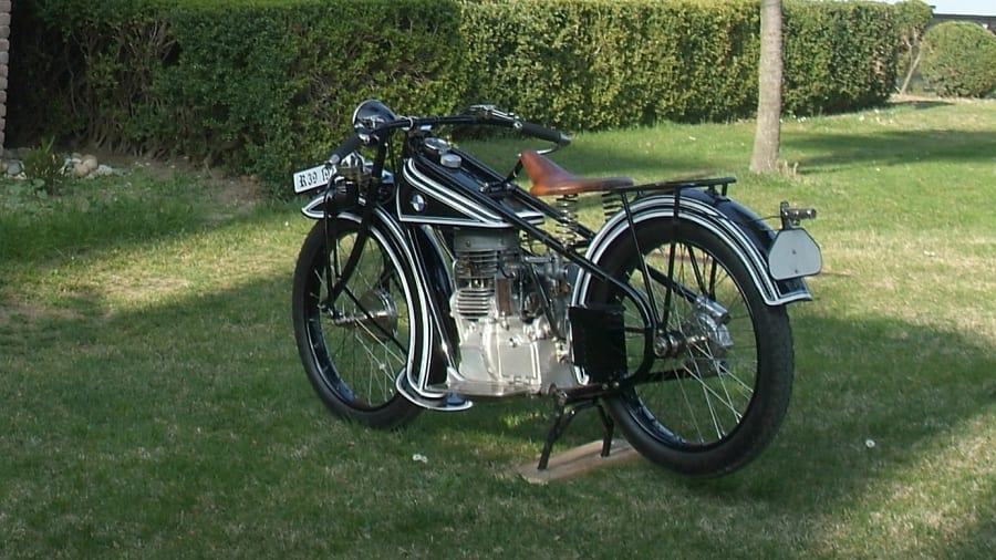 1927 BMW R39 at Las Vegas Motorcycles 2015 as F65 - Mecum Auctions
