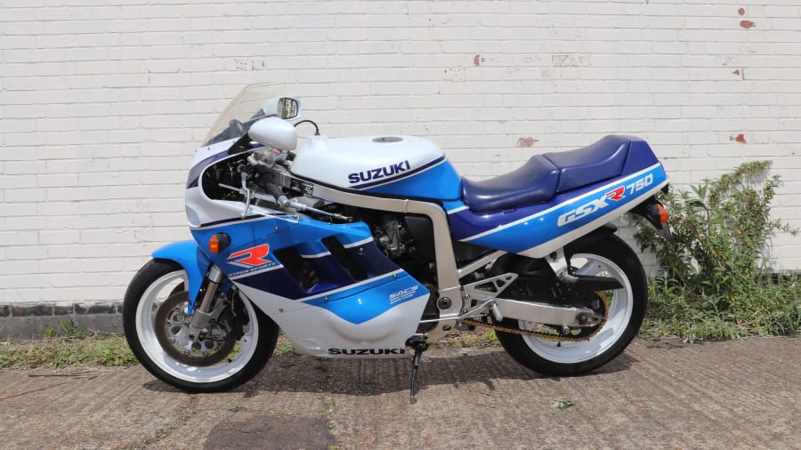 1990 Suzuki Gsxr750 at Las Vegas Motorcycles 2022 as T283 - Mecum Auctions