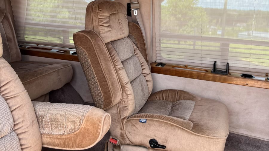 1995 Chevrolet G20 Centurion Van at Harrisburg 2022 as T148 - Mecum ...