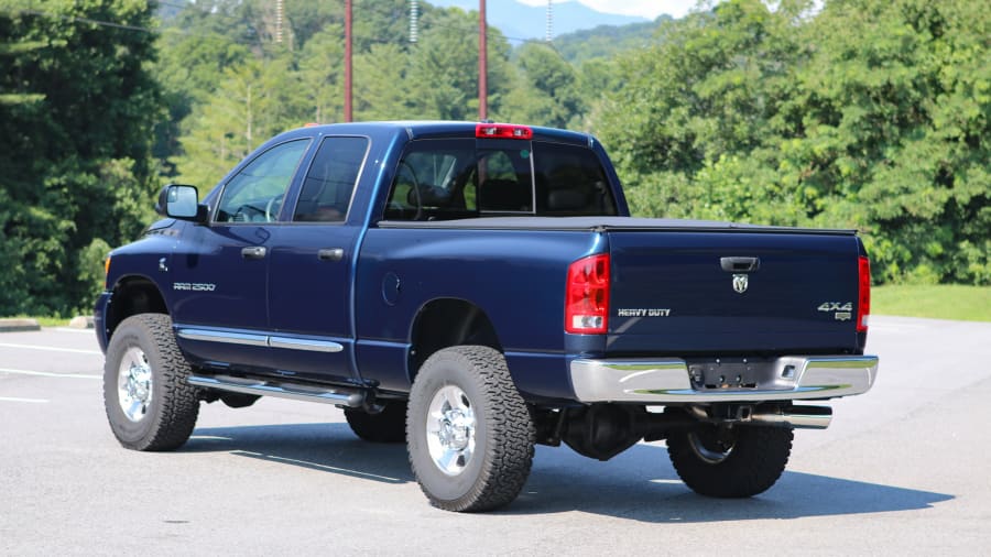 2006 Dodge Ram 2500 Pickup at Harrisburg 2022 as F147.1 - Mecum Auctions