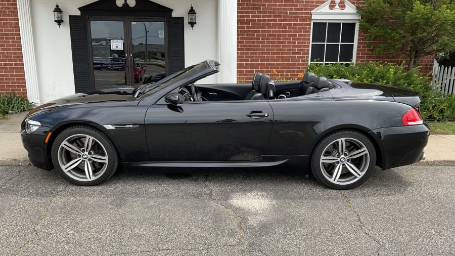 2008 BMW M6 Convertible at Harrisburg 2022 as T174.1 - Mecum Auctions