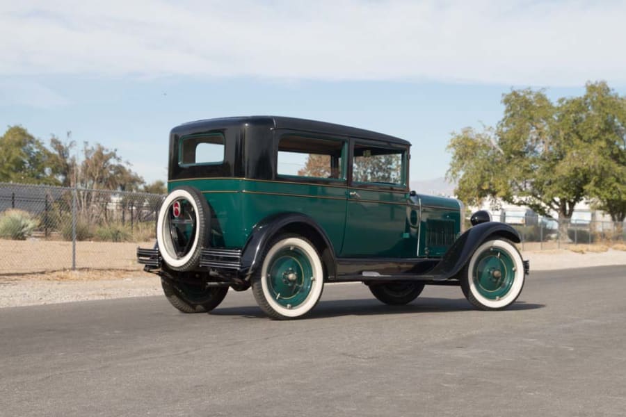 1928 Chevrolet National Coach at Rogers' Classic Car Museum 2015 as S28 ...
