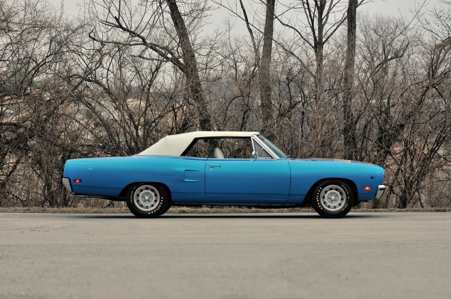 1970 Plymouth Road Runner Convertible at Indy 2016 as S148 - Mecum Auctions