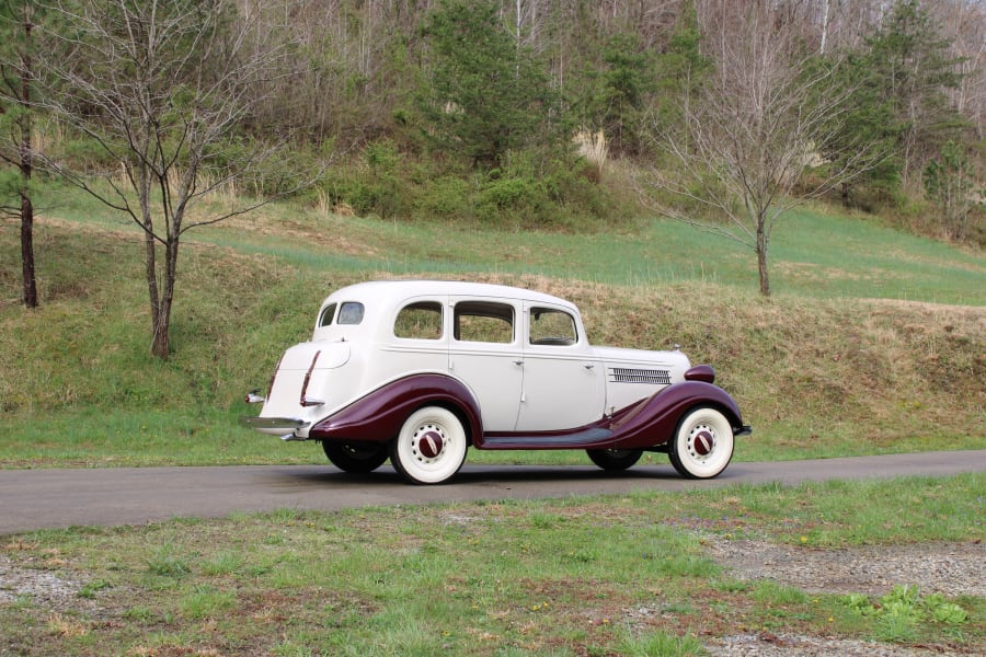 1935 Hudson Terraplane Sedan at Indy 2022 as G43 - Mecum Auctions