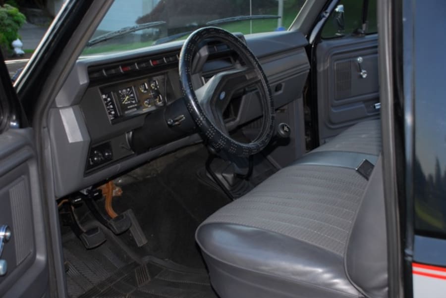 1985 Ford F150 Step Side Pickup at Seattle 2014 as F20 - Mecum Auctions