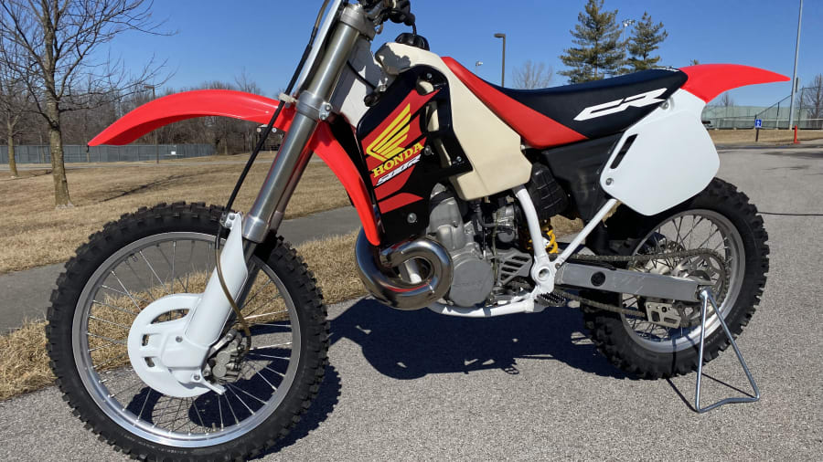 1998 Honda CR500 at Glendale 2023 as W6 - Mecum Auctions