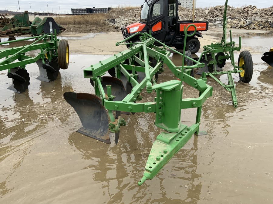 John Deere F145 Plow at Gone Farmin' Spring Classic 2023 as F194 ...