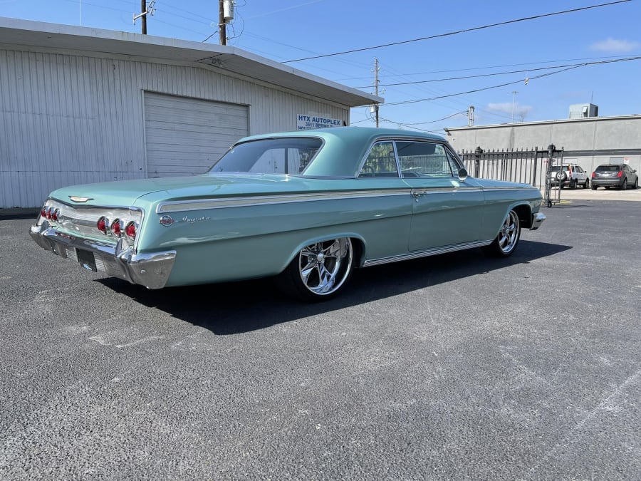 1962 Chevrolet Impala at Houston 2023 as T283 - Mecum Auctions