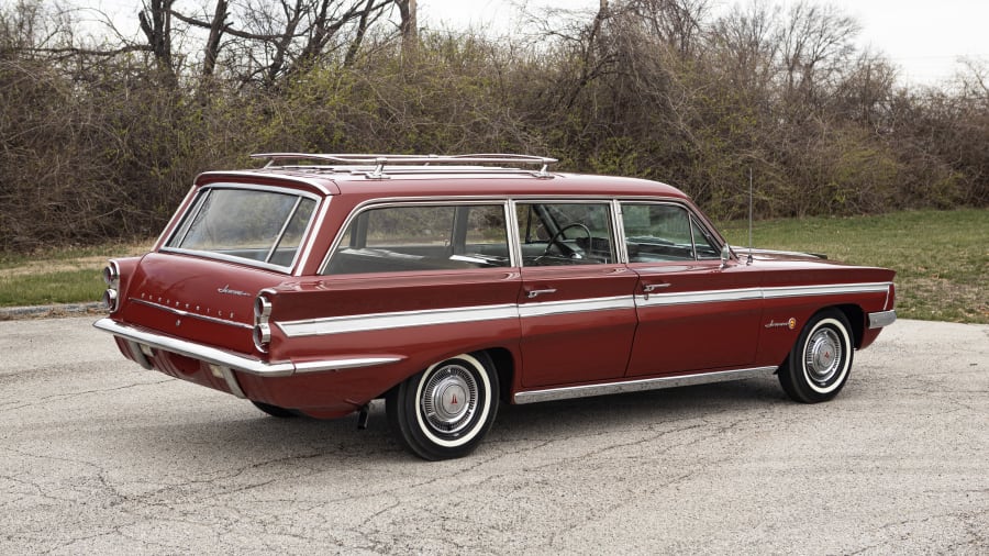 1962 Oldsmobile F-85 Wagon at Indy 2023 as S34 - Mecum Auctions