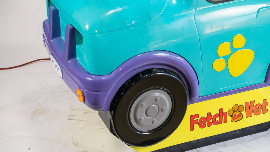 Fetch the Vet Kiddie Ride at Indy 2023 as M322 - Mecum Auctions