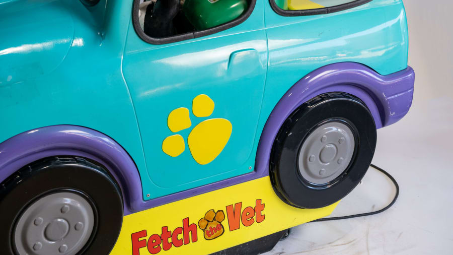 Fetch the Vet Kiddie Ride at Indy 2023 as M322 - Mecum Auctions