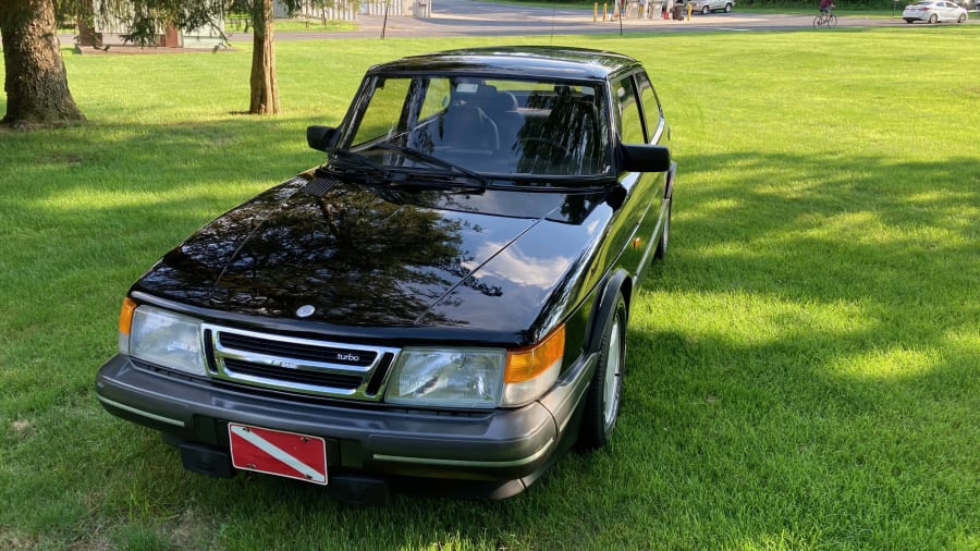 1988 Saab 900 Turbo SPG at Harrisburg 2023 as W125 - Mecum Auctions