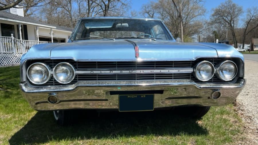 1965 Oldsmobile Cutlass F85 Hardtop at Indy 2023 as G254 - Mecum Auctions